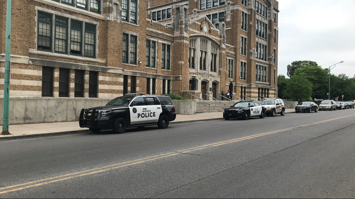 Police investigate alleged threat at Hutch Tech High School | wgrz.com