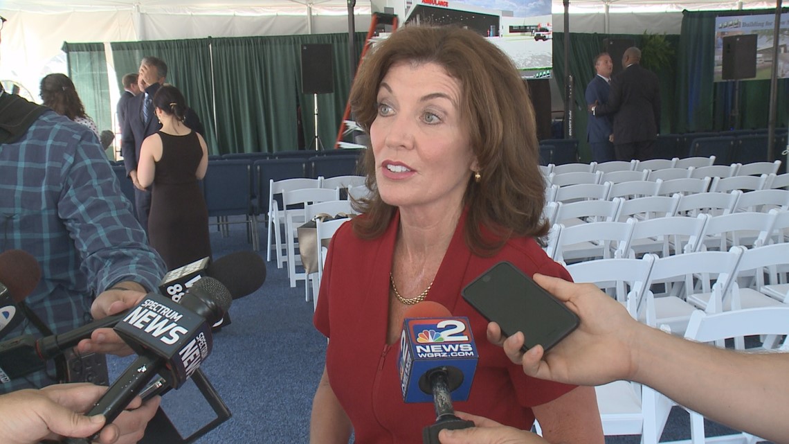 Hochul explains her flip-flop on licenses for undocumented immigrants ...