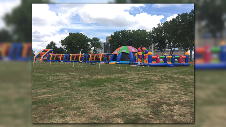 World's Biggest Bounce House pops up in Buffalo | wgrz.com