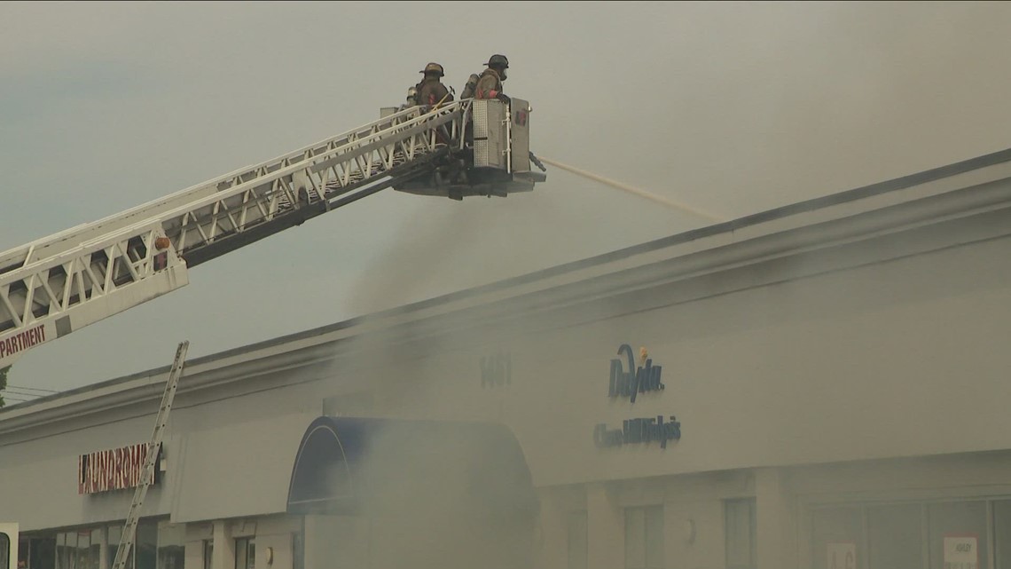 2-alarm fire causes $3 million in damage to plaza | wgrz.com