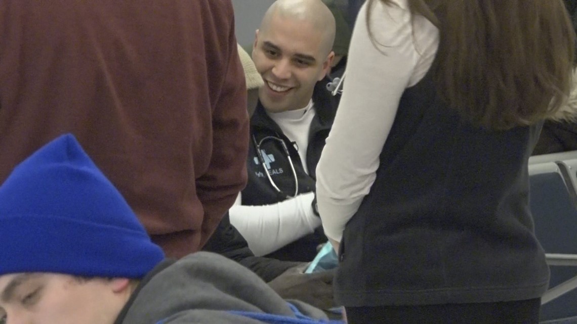 UB students provide free medical care to the homeless | wgrz.com