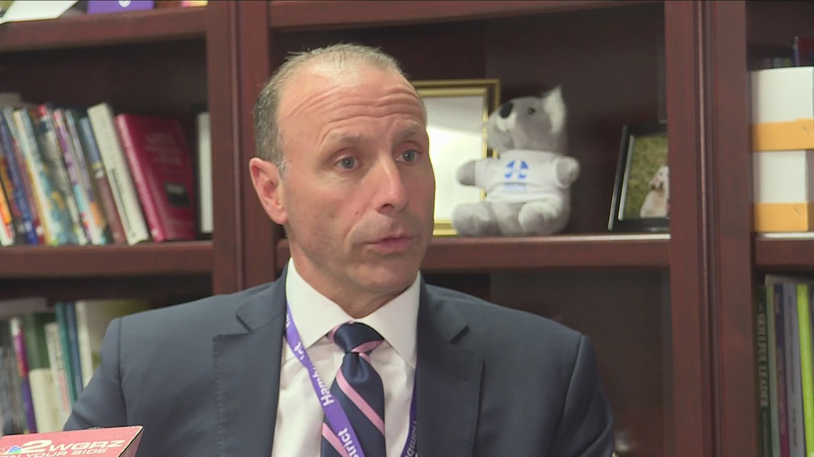 Hamburg Superintendent retiring, middle school principal tapped | wgrz.com