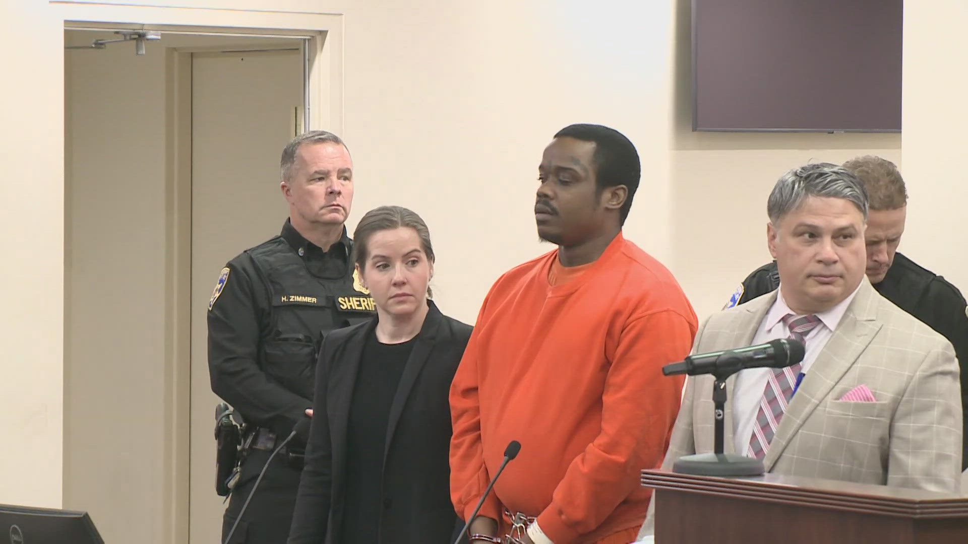 Man sentenced to 20 years for stabbing at Buffalo Psychiatric Center ...