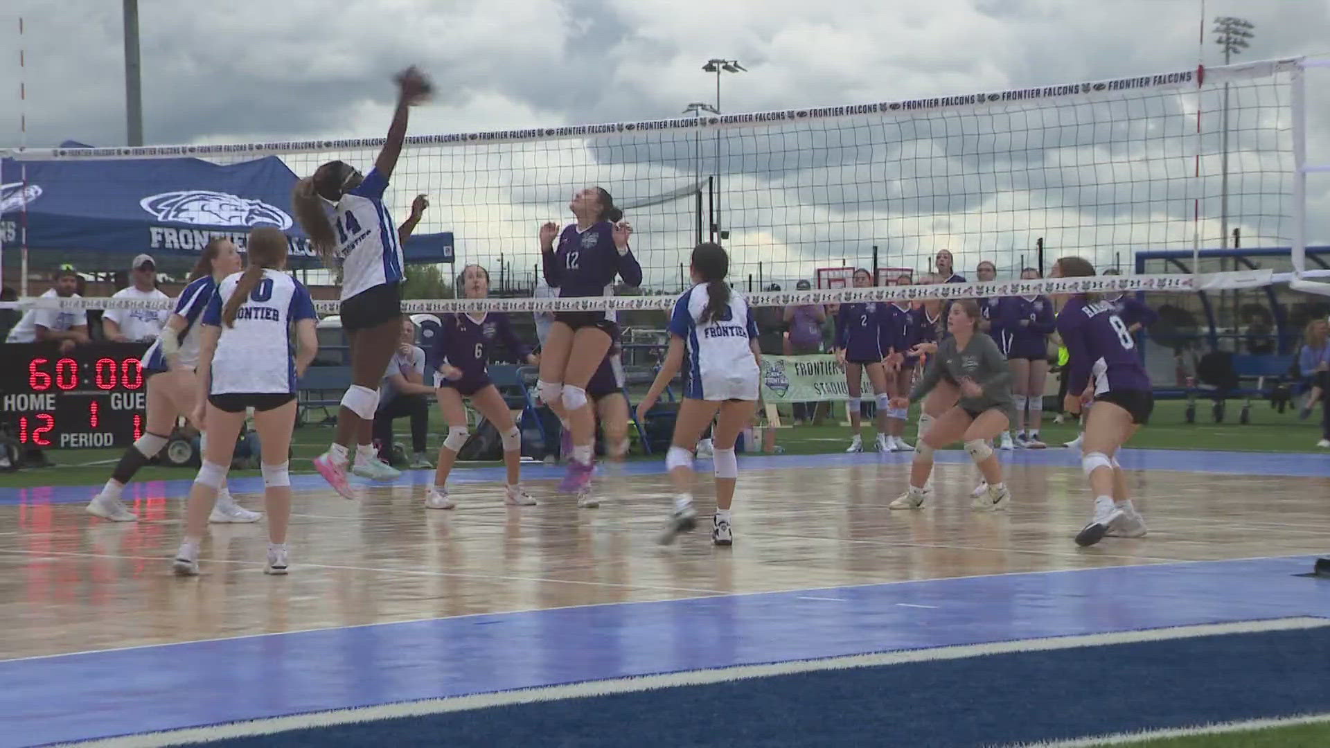 Frontier unveils outdoor volleyball court for historic match | wgrz.com