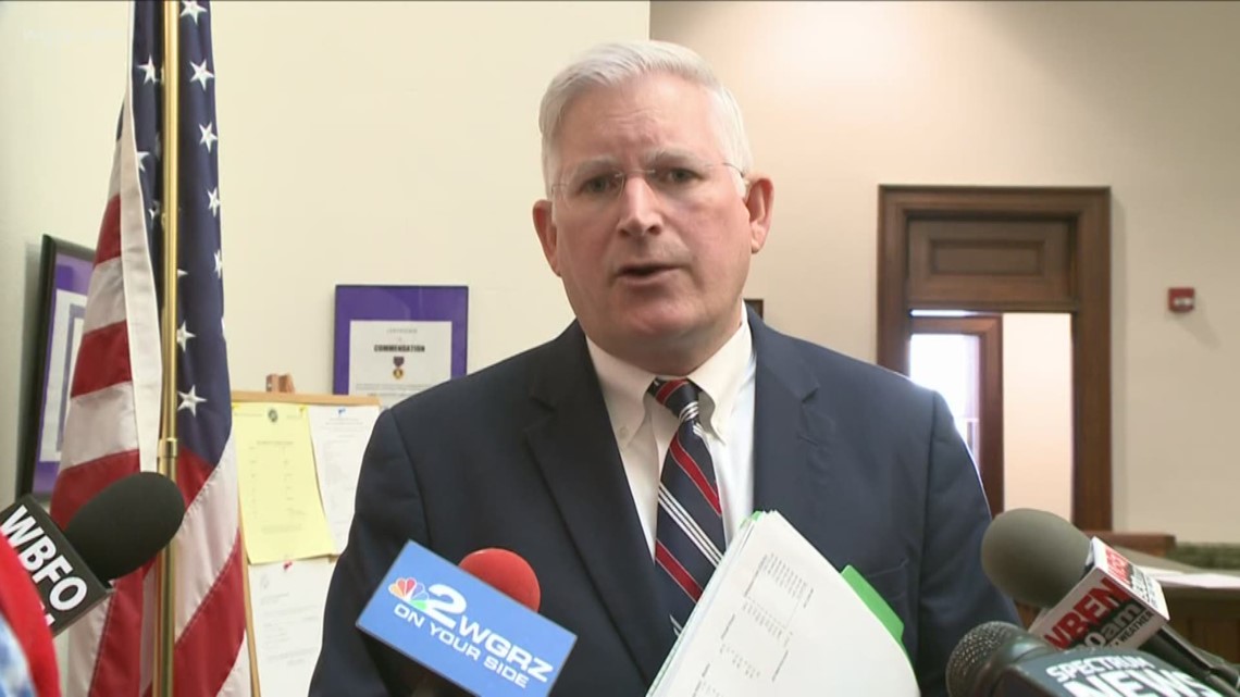 Erie County Clerk continues to challenge Green Light Law | wgrz.com
