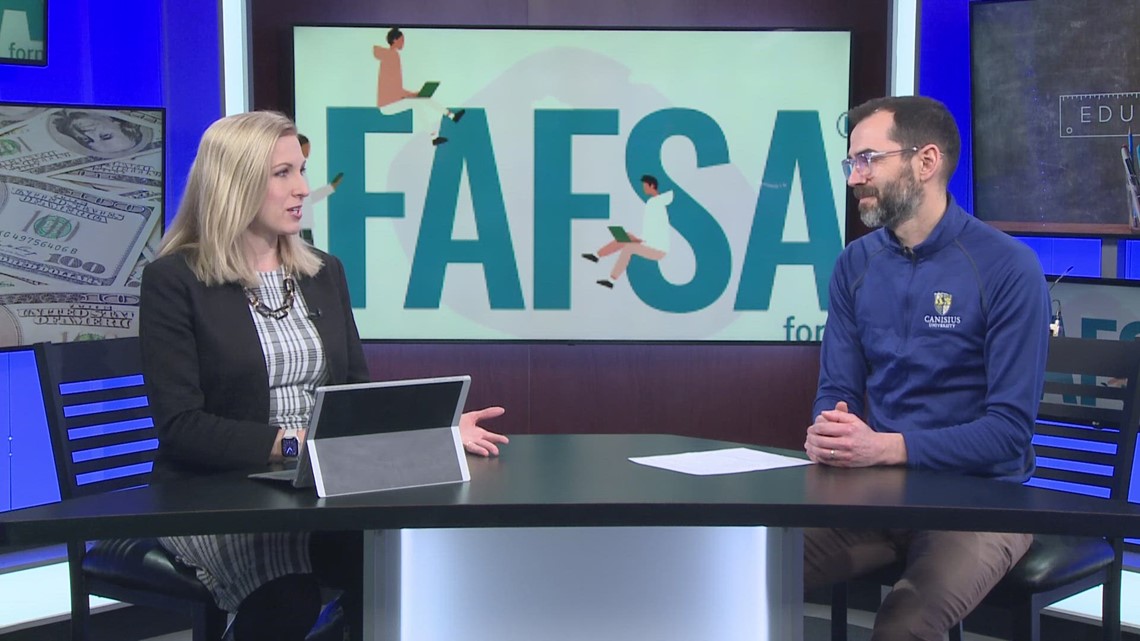 Students get familiar with changes to the new FAFSA program | wgrz.com