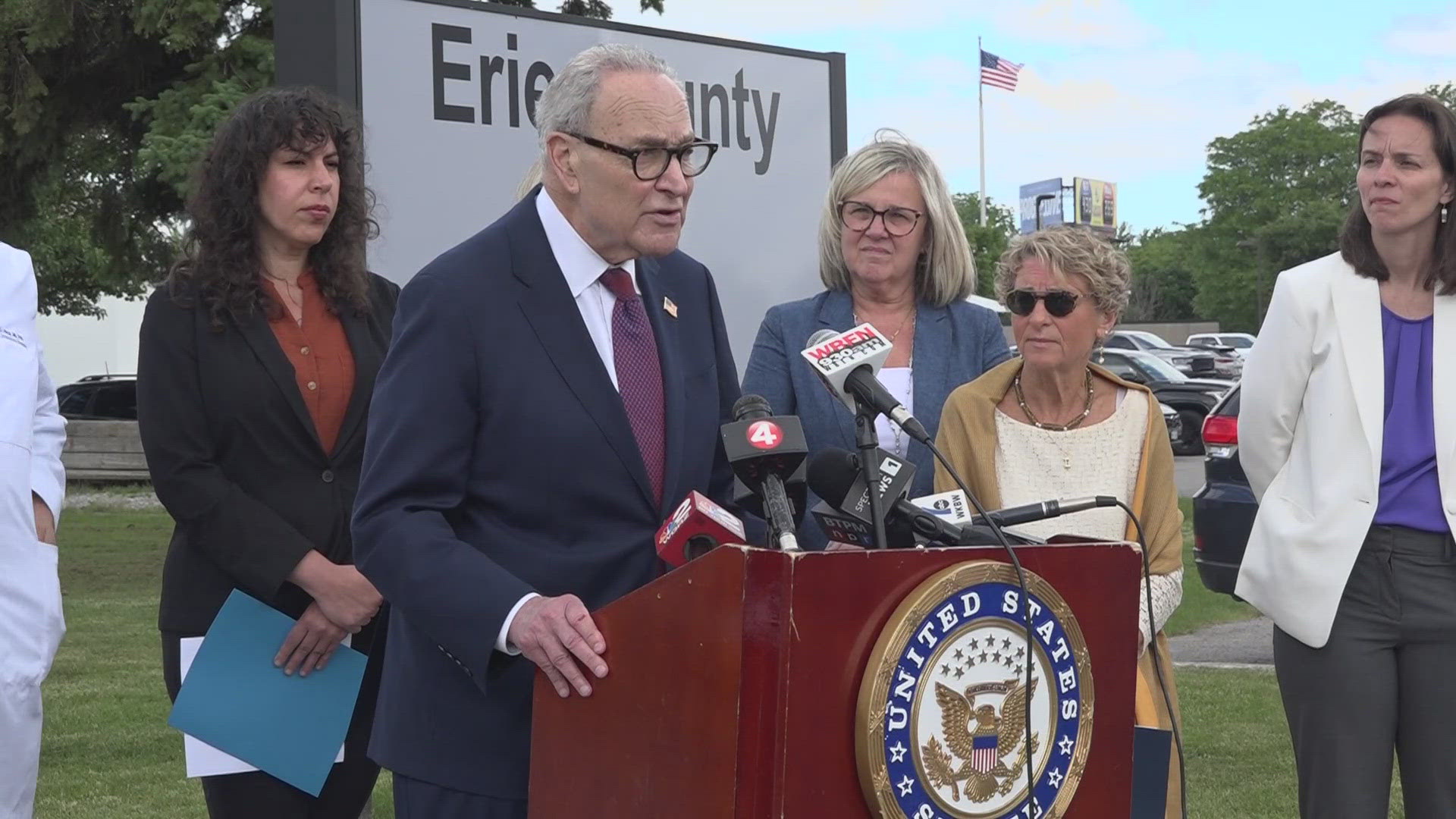 Schumer, Erie County Health Leaders Push Plan to Strengthen Measles ...