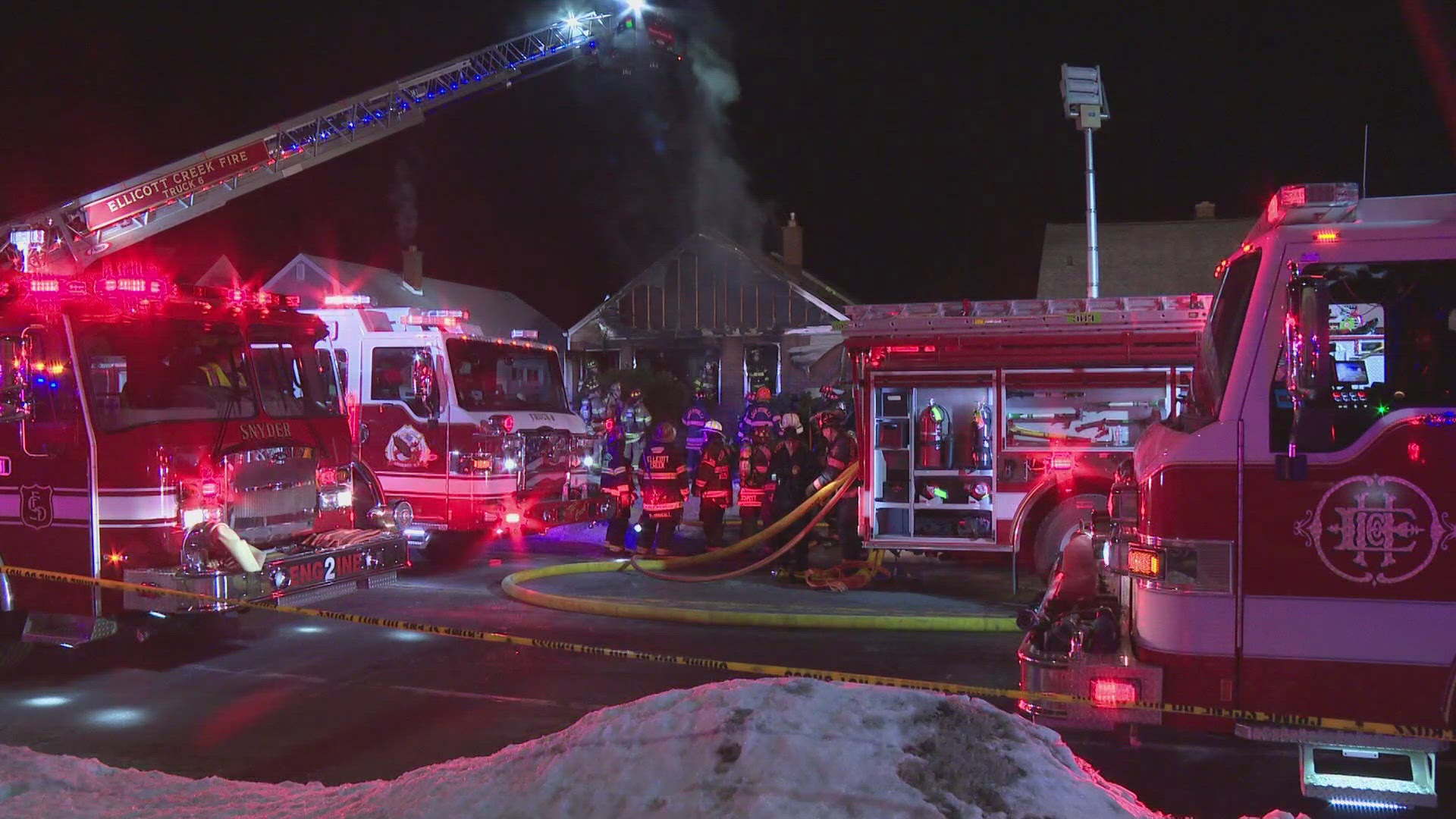 Elderly man dead after house fire in Amherst | wgrz.com