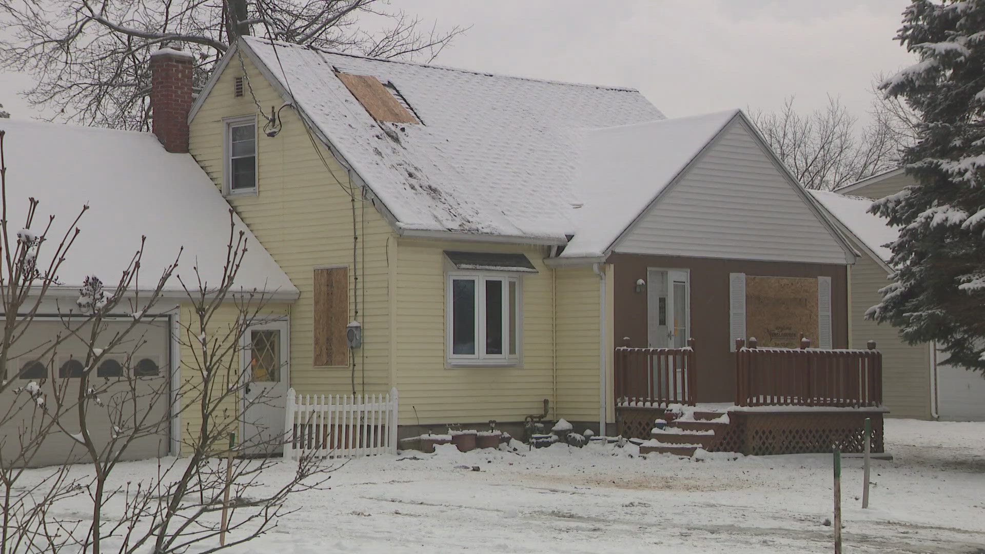 Wheatfield fire claims life of an 82-year-old woman | wgrz.com