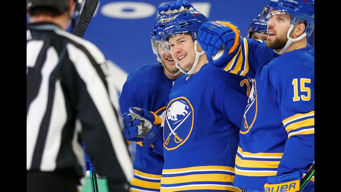 Sabres expect to play Tuesday night, despite flight delay to Long ...