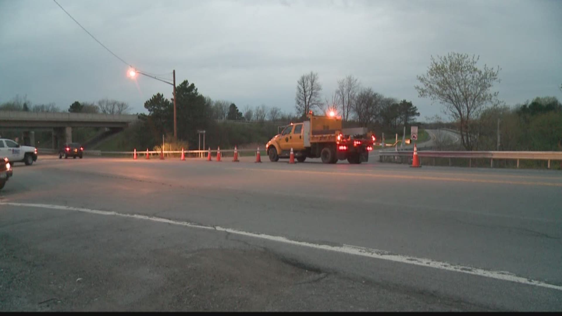 Pregnant woman injured in Route 400 crash | wgrz.com