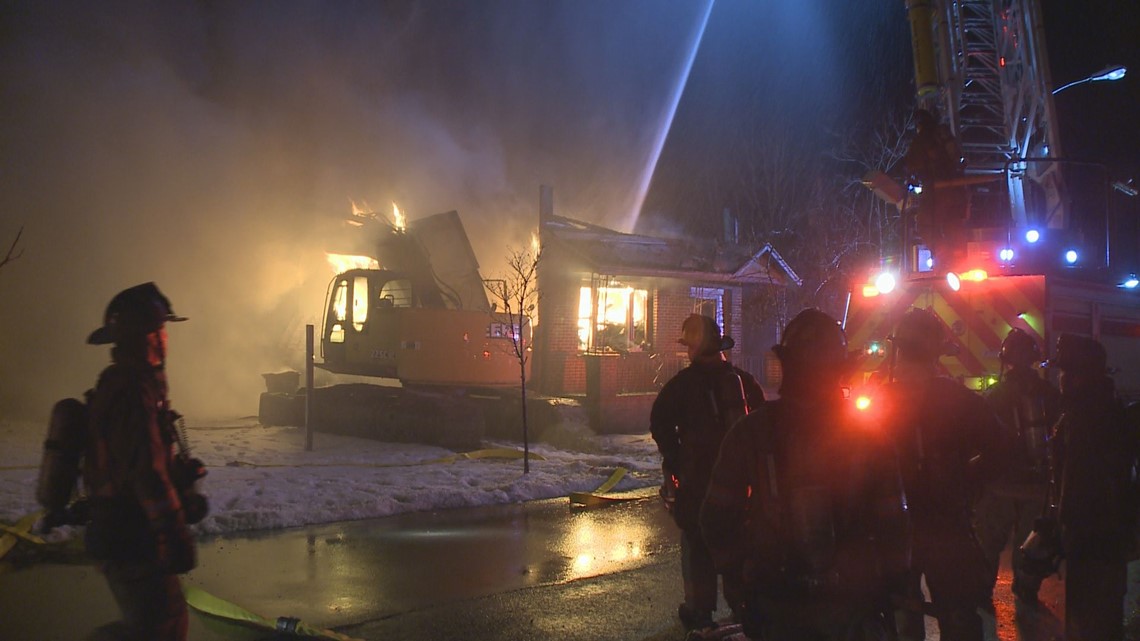 Buffalo firefighters battle fire in Masten Park neighborhood | wgrz.com