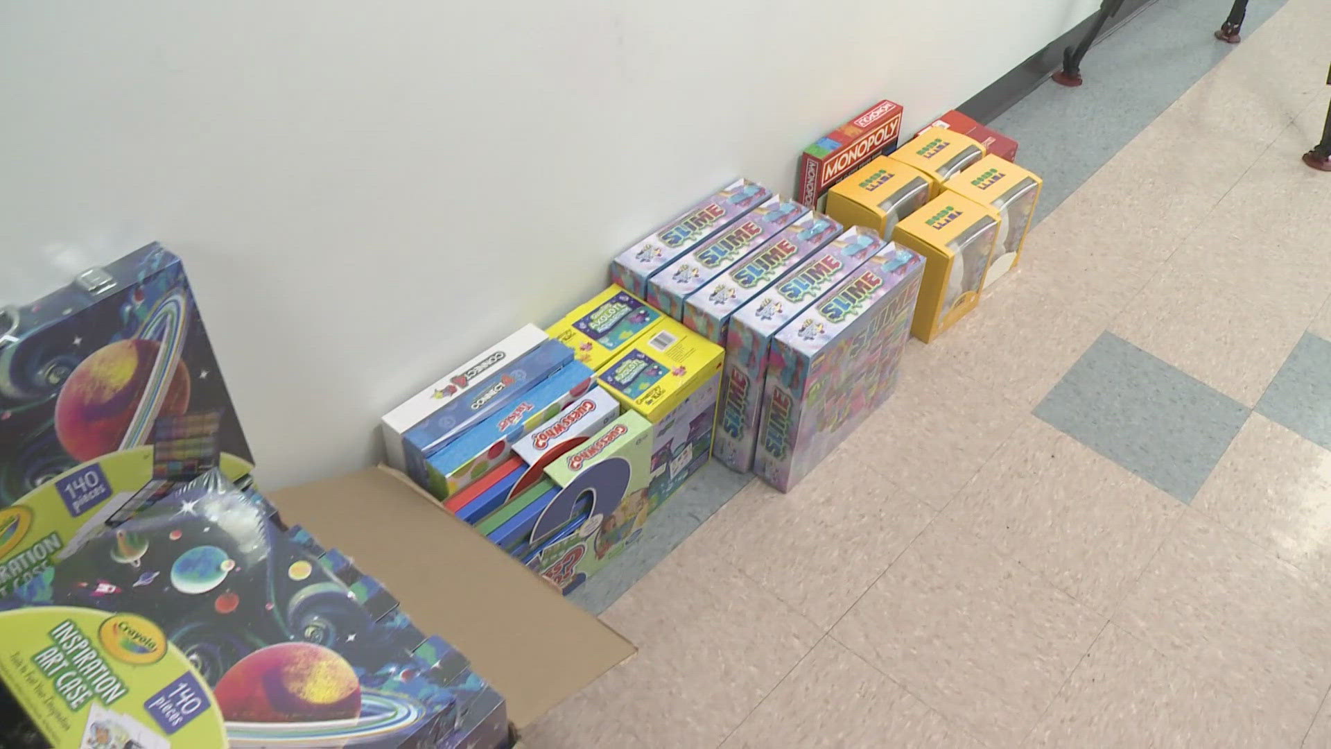 Agents for advocacy gift distribution | wgrz.com