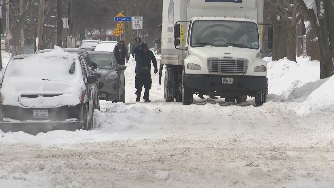 City of Buffalo gives updates regarding snow removal efforts | wgrz.com