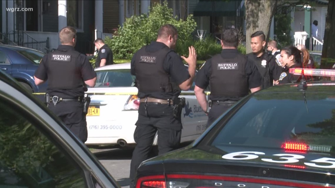 Buffalo Police Department receives accreditation | wgrz.com