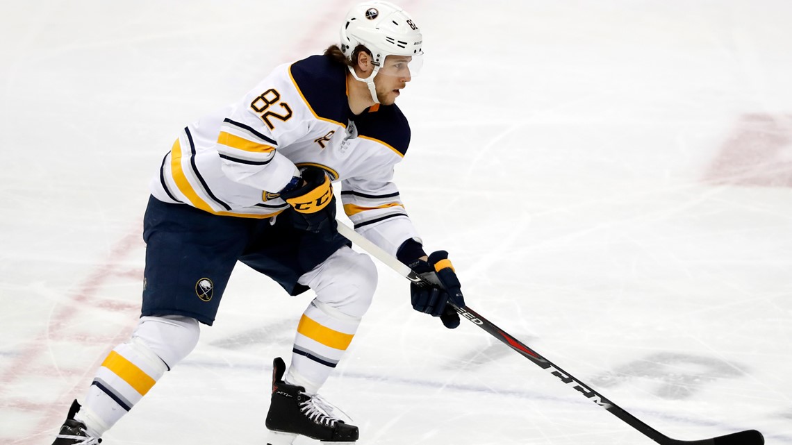Sabres Send Beaulieu to Winnipeg for Draft Pick | wgrz.com