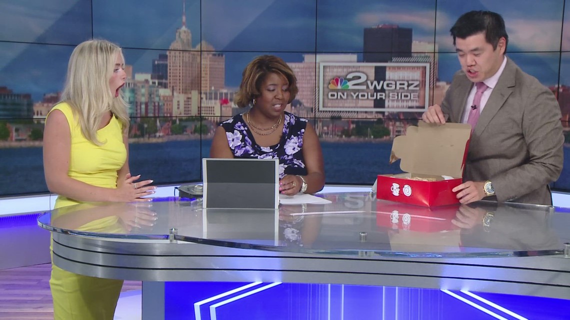 Lindsey Moppert tries Paula's Donuts for the first time | wgrz.com