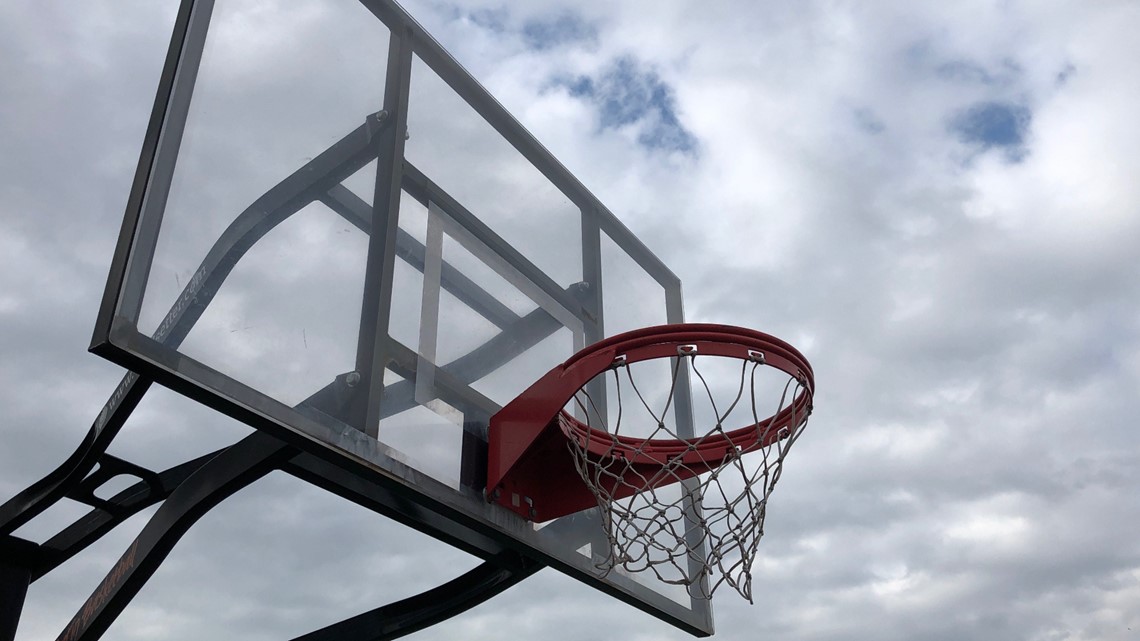 City of Buffalo basketball, hockey courts open for public use | wgrz.com