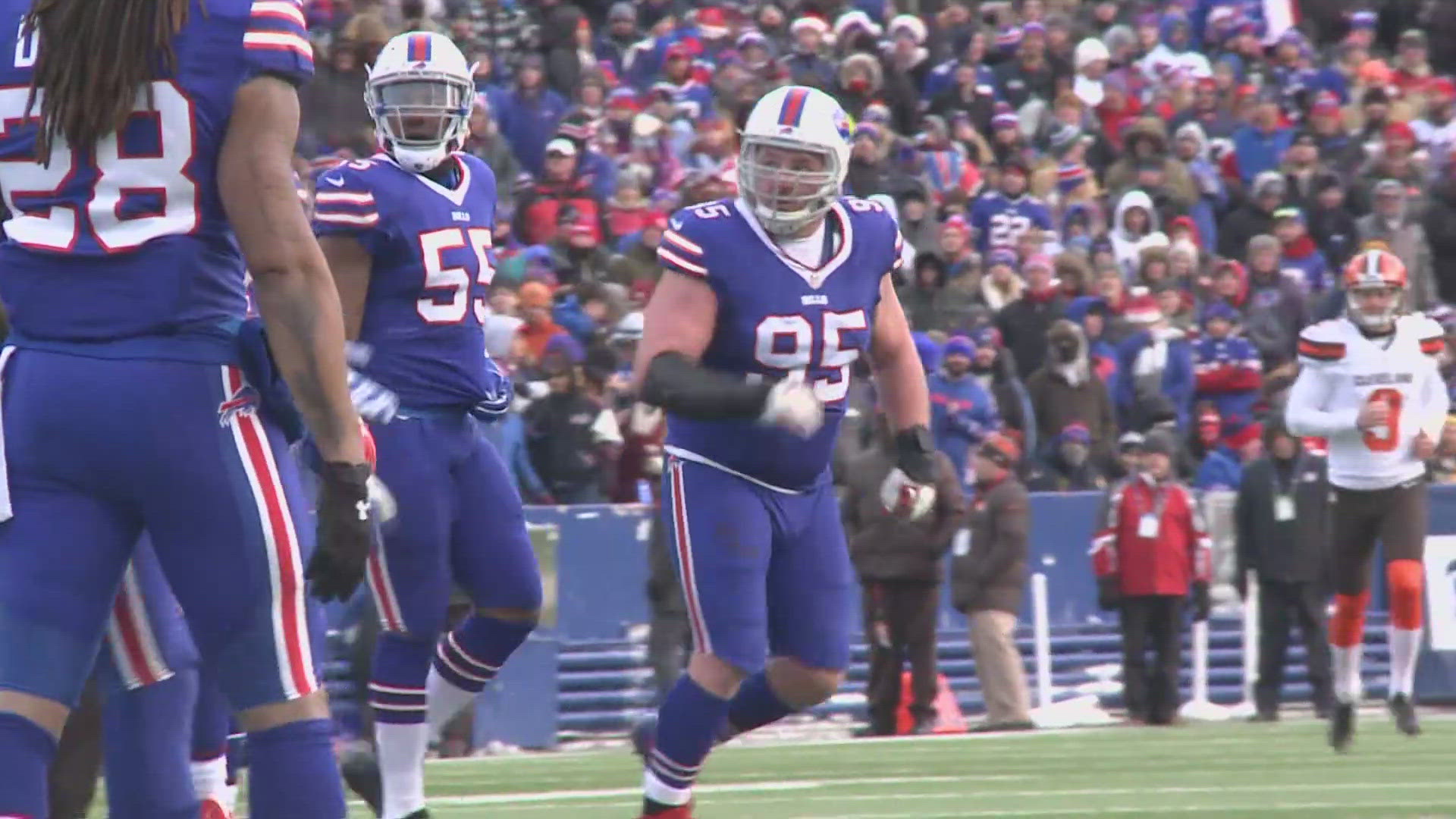 Bills legend Kyle Williams joins LSU as defensive line coach | wgrz.com