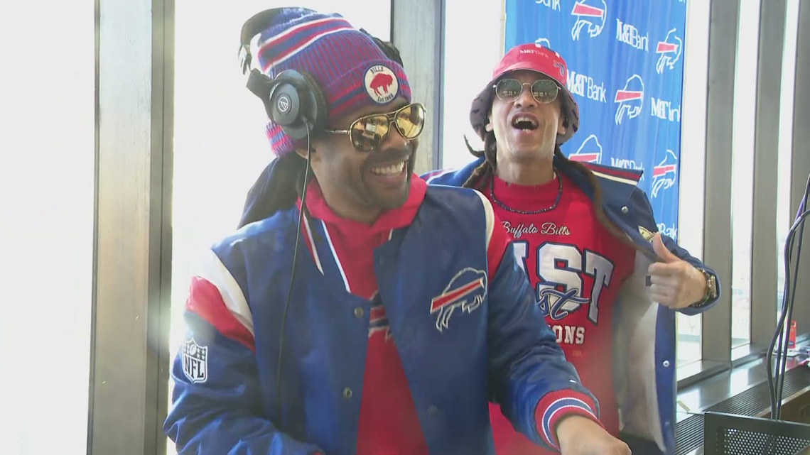 'Billieve Together' bus rolls through WNY | wgrz.com