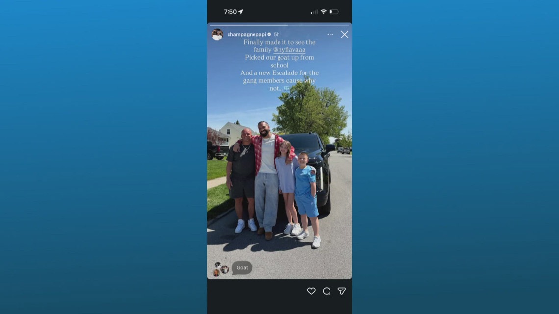 Drake makes surprise appearance in WNY | wgrz.com