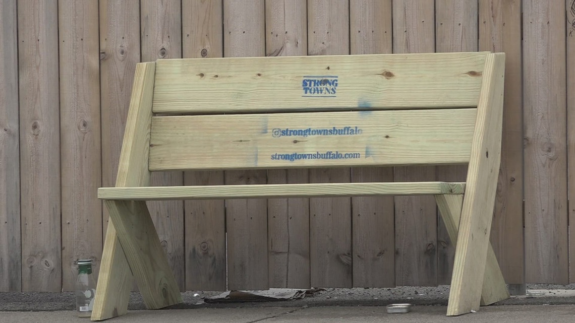 Volunteers provide benches for bus stops | wgrz.com