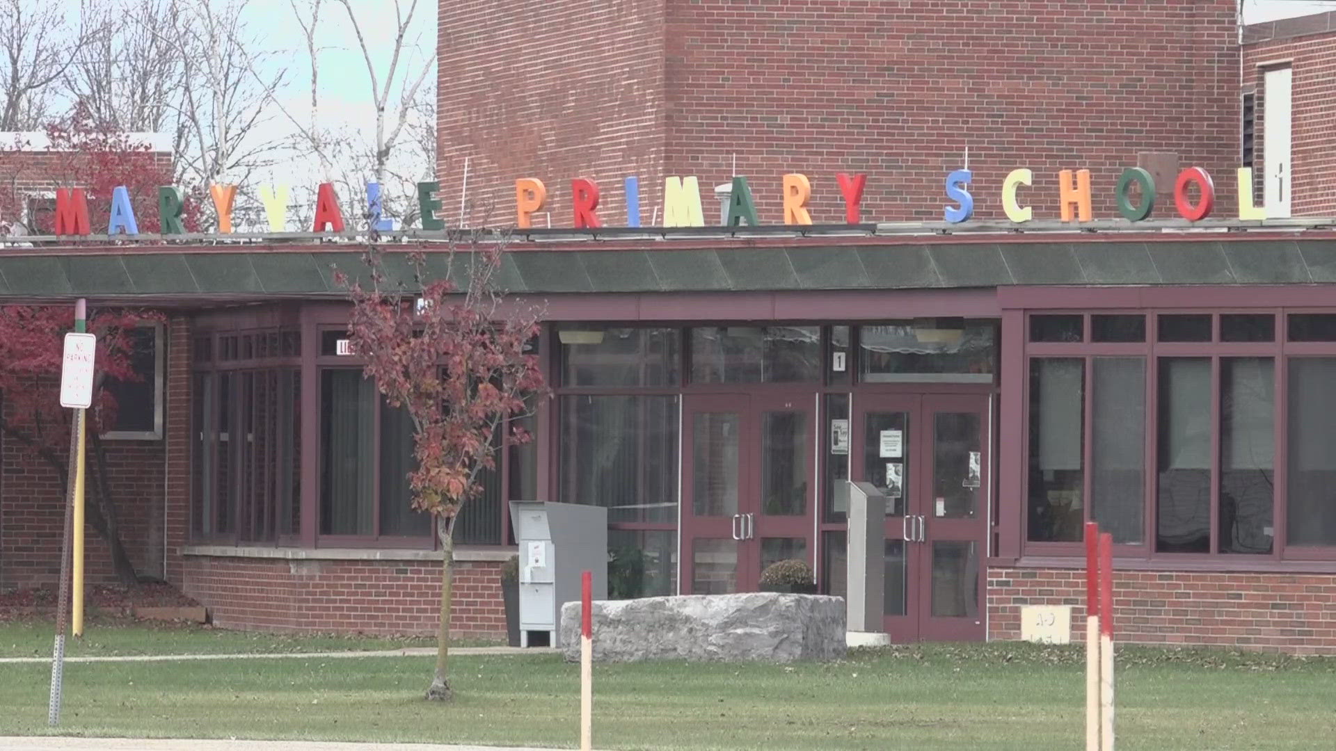 Maryvale teacher chosen as Hyundai Salute to Heroes honoree | wgrz.com