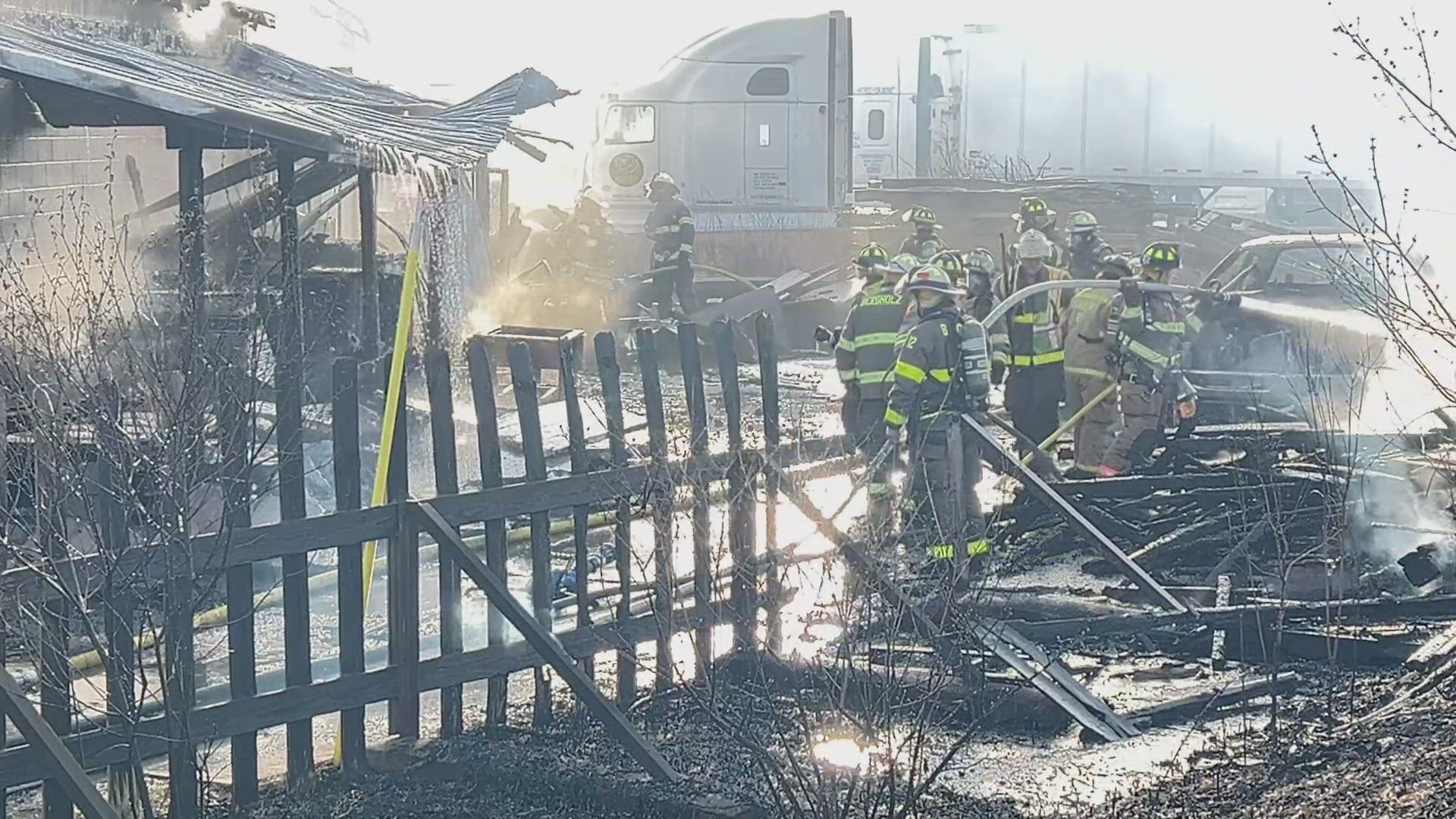 Lockport Road fire: First responders battle a commercial fire | wgrz.com