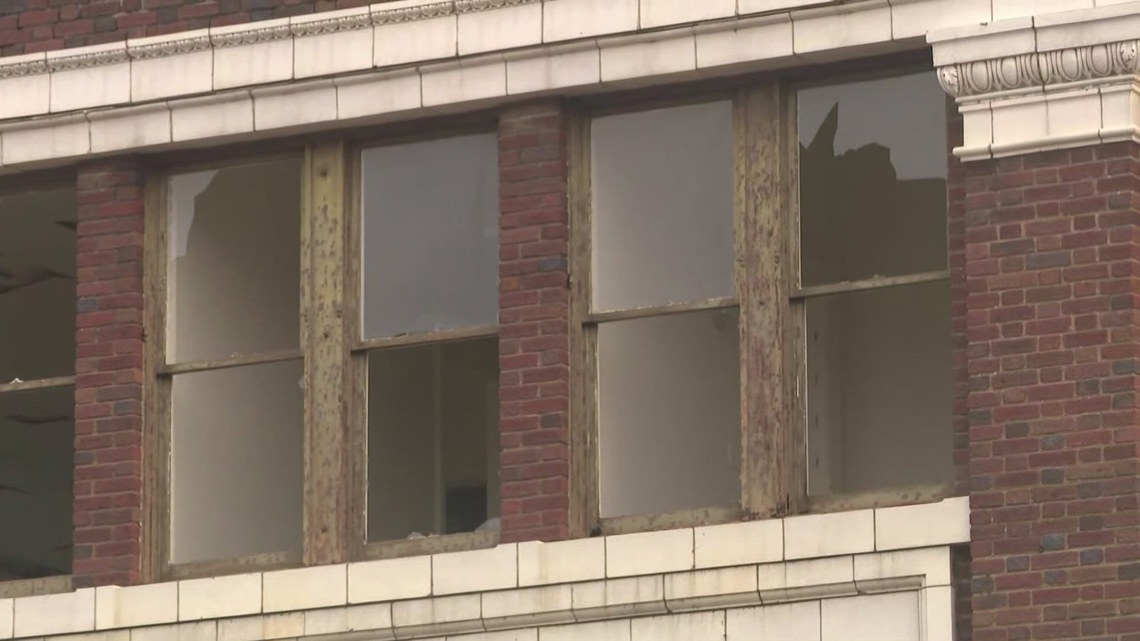 Buildings in Gowanda damaged by heavy hail | wgrz.com