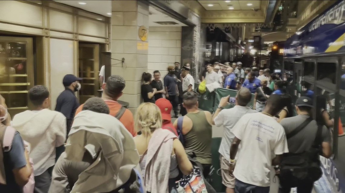 Gov. Hochul deploys more National Guard members to assist asylum seeker ...