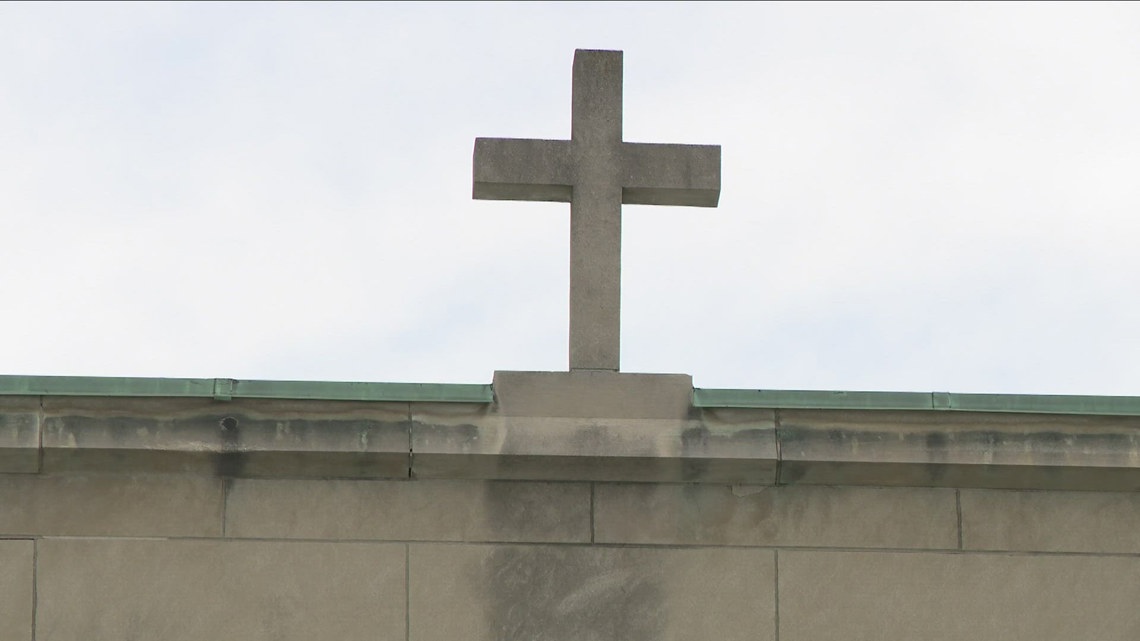 Buffalo Diocese recommends 15 churches close or merge | wgrz.com