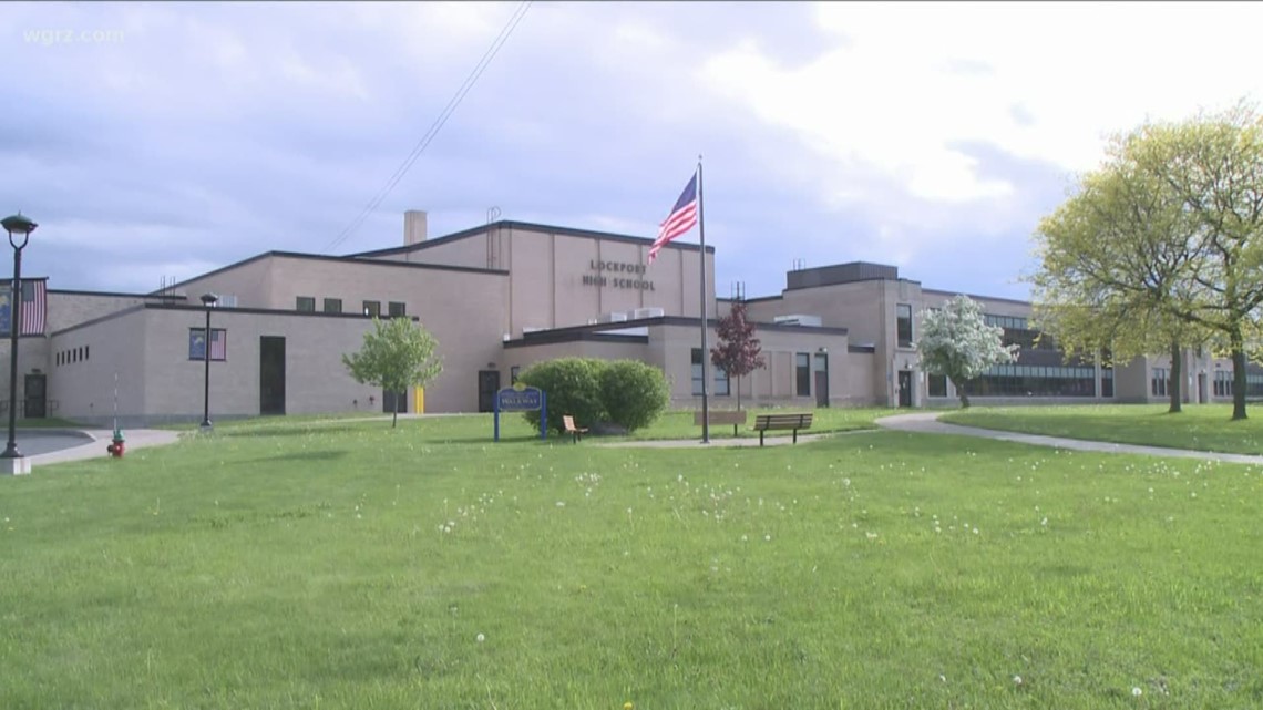 First look at Lockport School's facial recognition system | wgrz.com