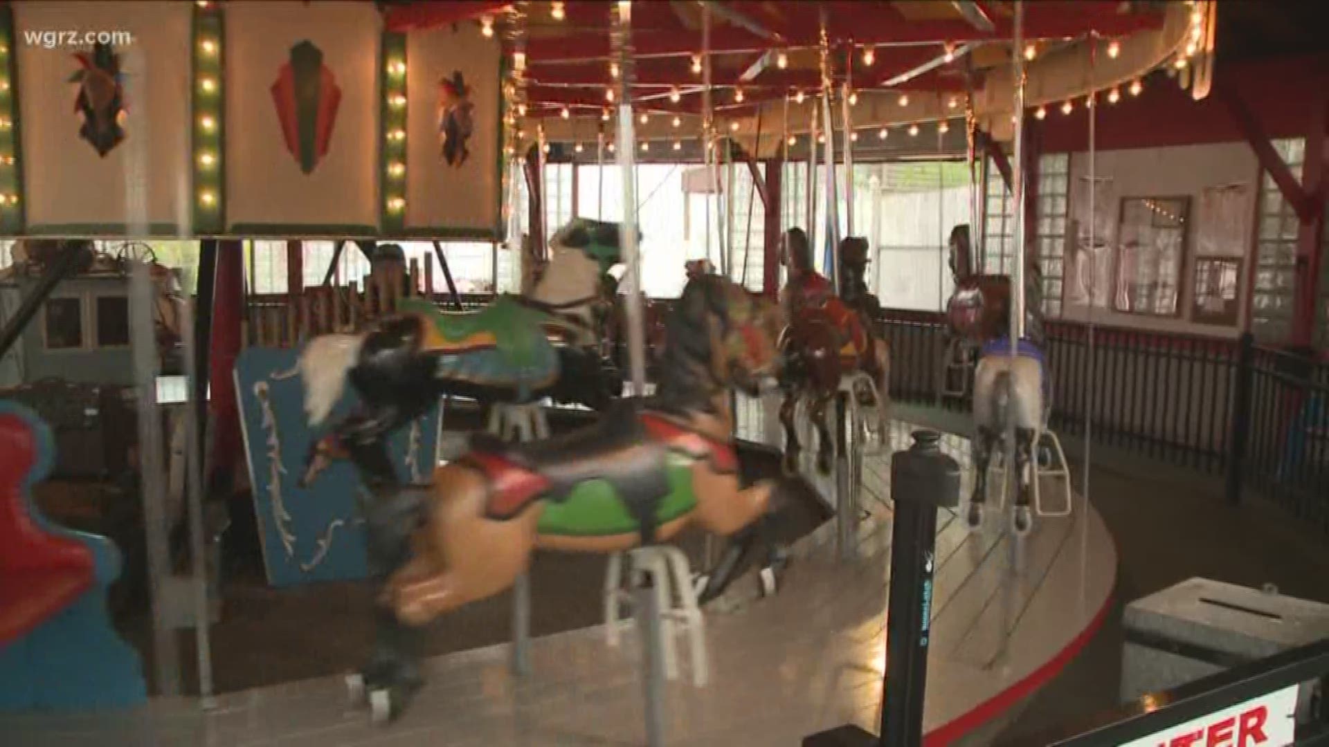 Olcott Beach Carousel Park hosts a Law Enforcement day | wgrz.com