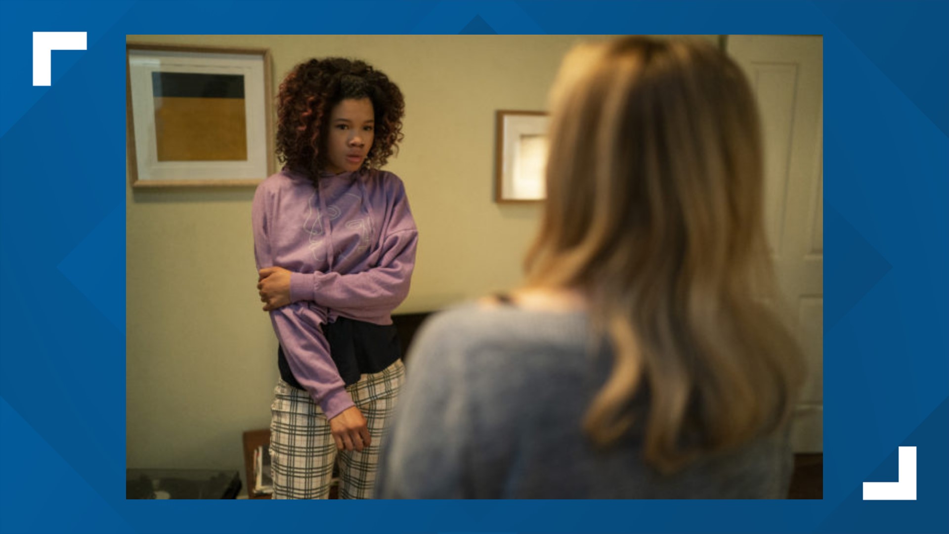 2 The Movies Review: 'The Invisible Man' is visibly thrilling | wgrz.com