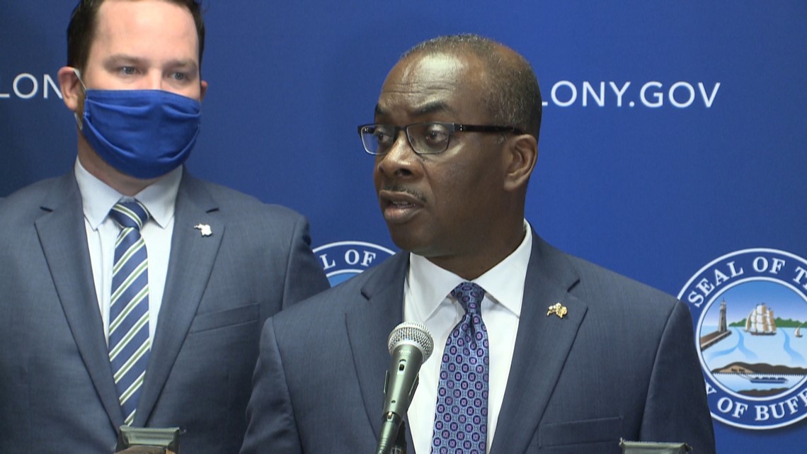 Mayor Brown loses 2 court decisions, for now he will not be on November ...