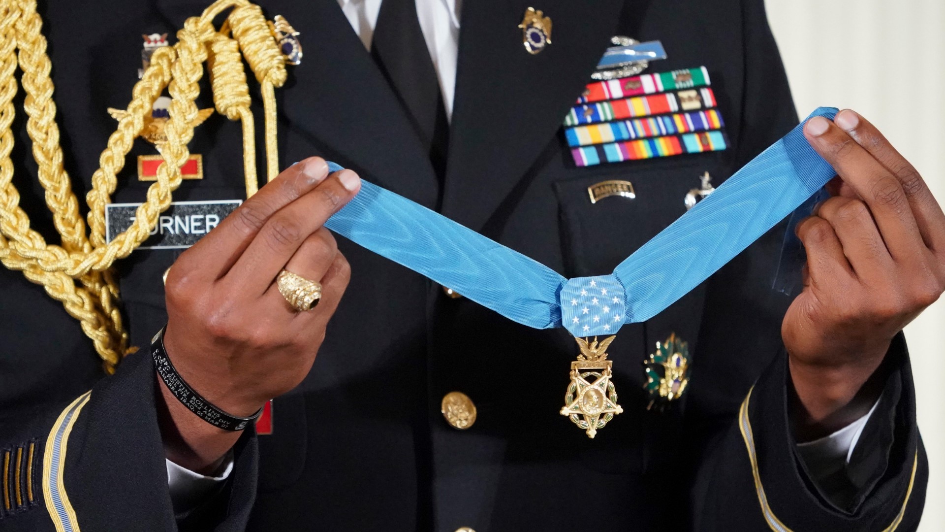 New legislation proposes Medal of Honor highway | wgrz.com