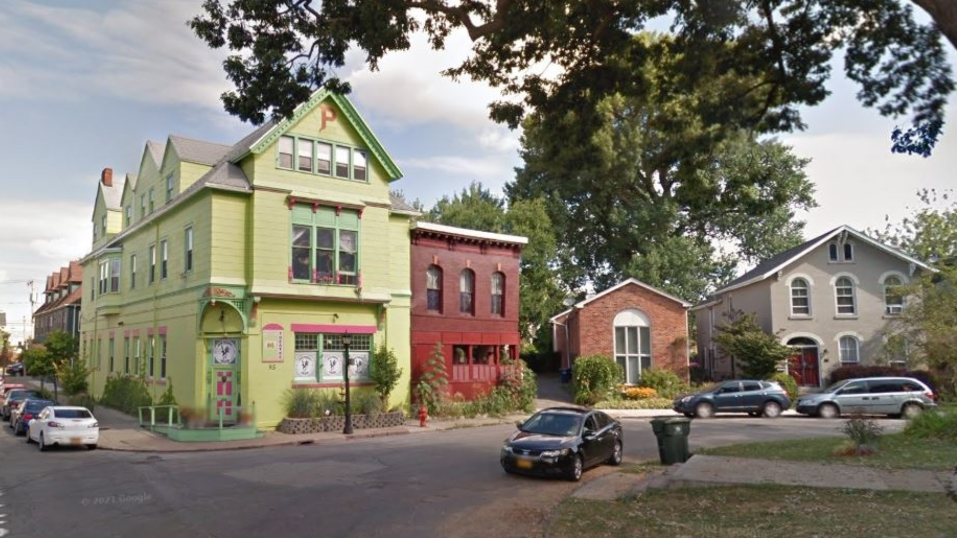 Former theater in historic Buffalo building sold for $370,000 | wgrz.com