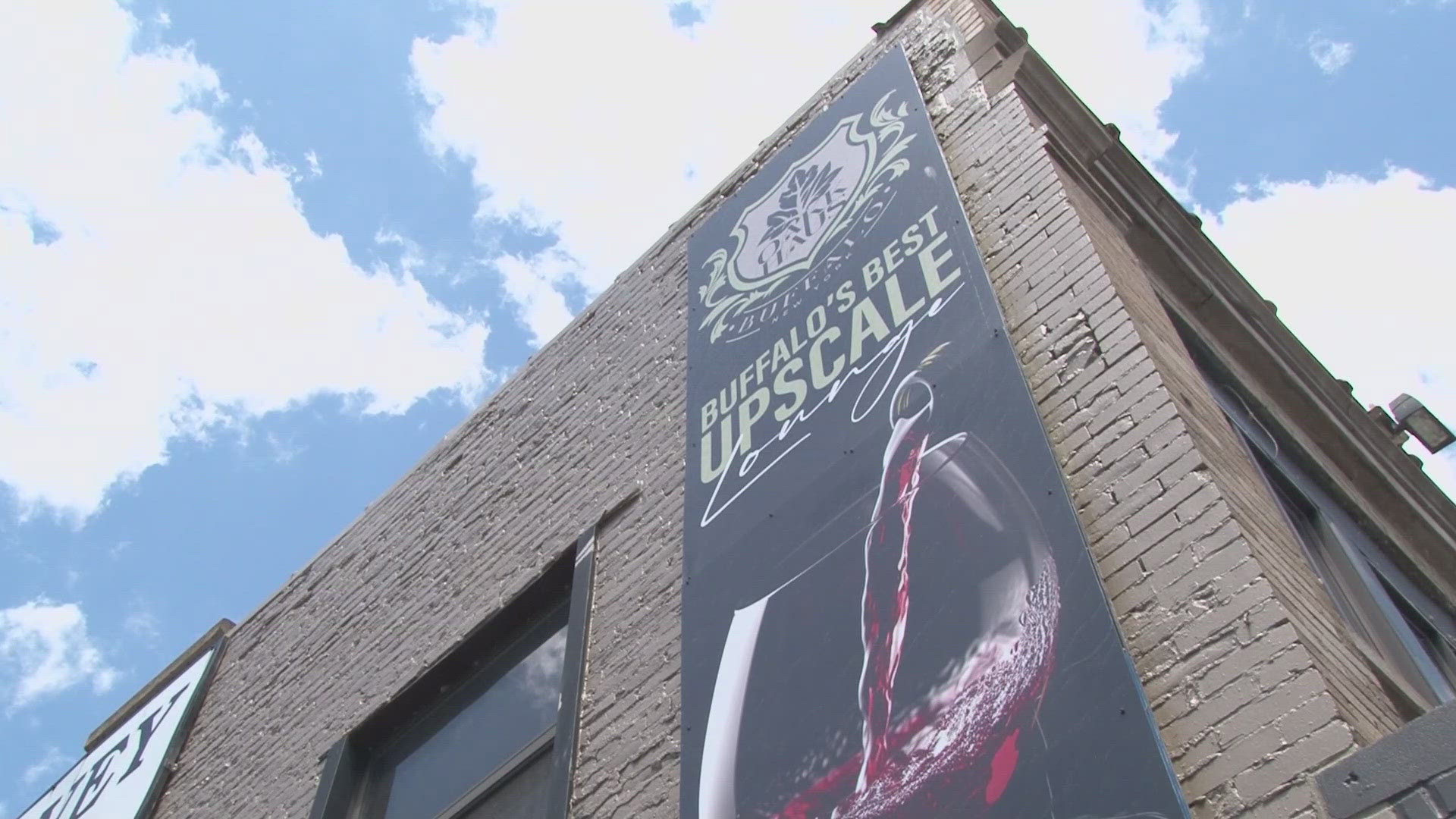 Oakk Haus bringing nightlife vibes to Pearl Street | wgrz.com