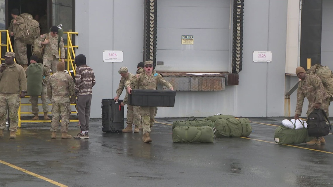 Western New York Soldiers return from Africa on Veterans Day | wgrz.com