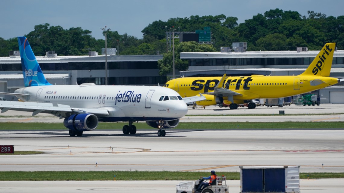 JetBlue is stepping up a campaign to save its plan to buy Spirit ...