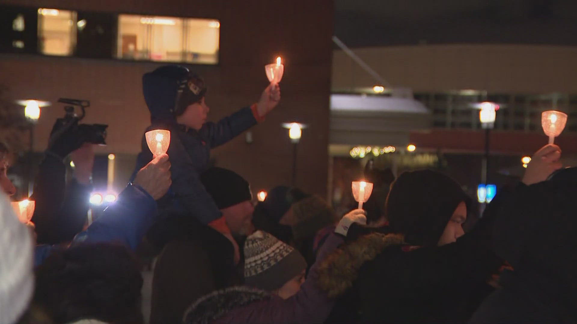 Tree of Hope candle lighting ceremony | wgrz.com