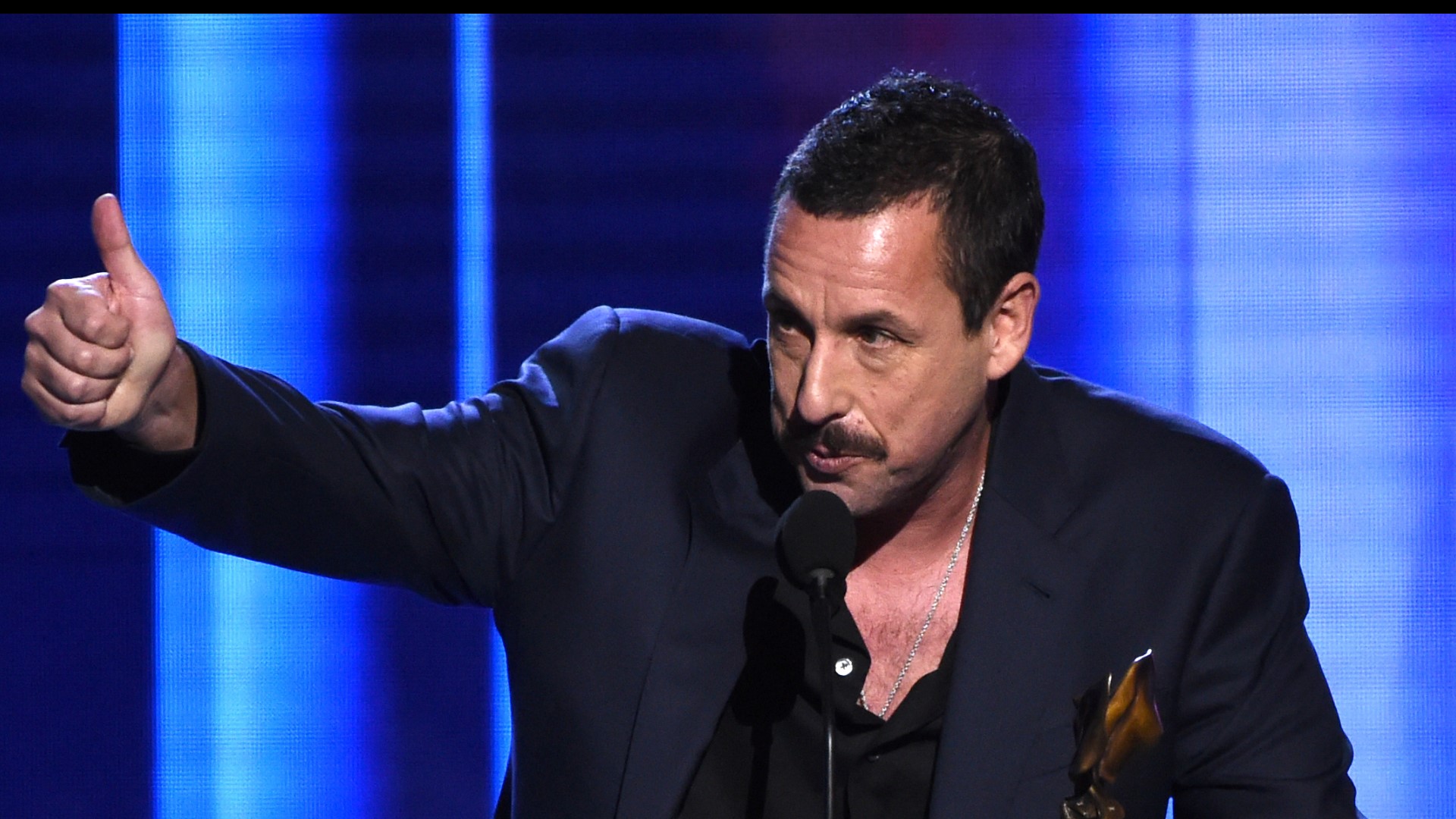 Adam Sandler brings 'You're My Best Friend' tour to Buffalo | wgrz.com