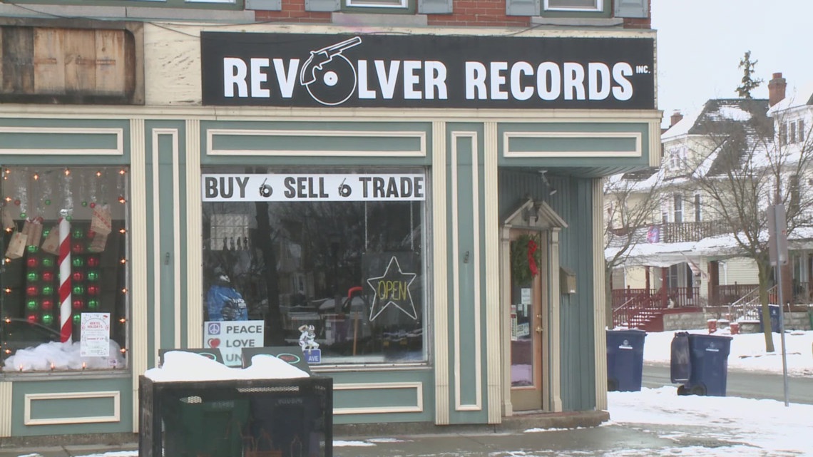 Revolver Records closing Hertel location | wgrz.com