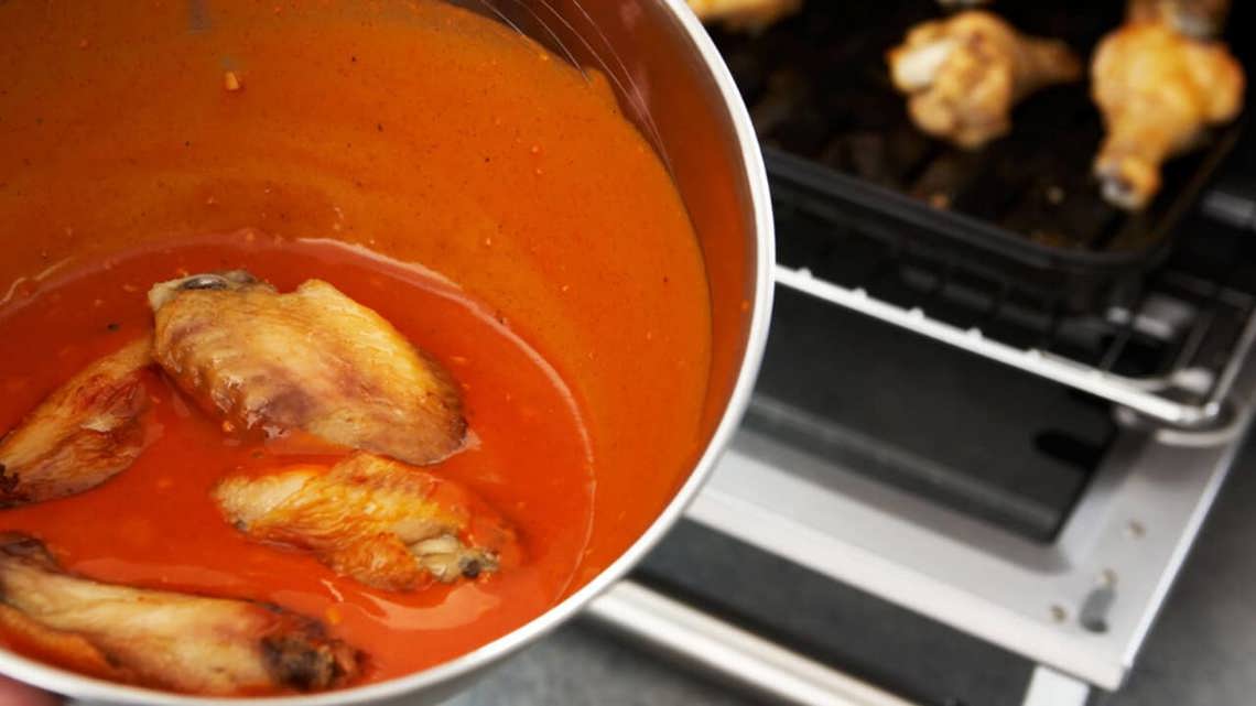 How the Chicken Wing Became America’s Favorite Finger Food | wgrz.com