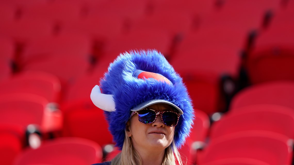 PHOTOS: Bills fans flock to Kansas City for Week 6 showdown | wgrz.com