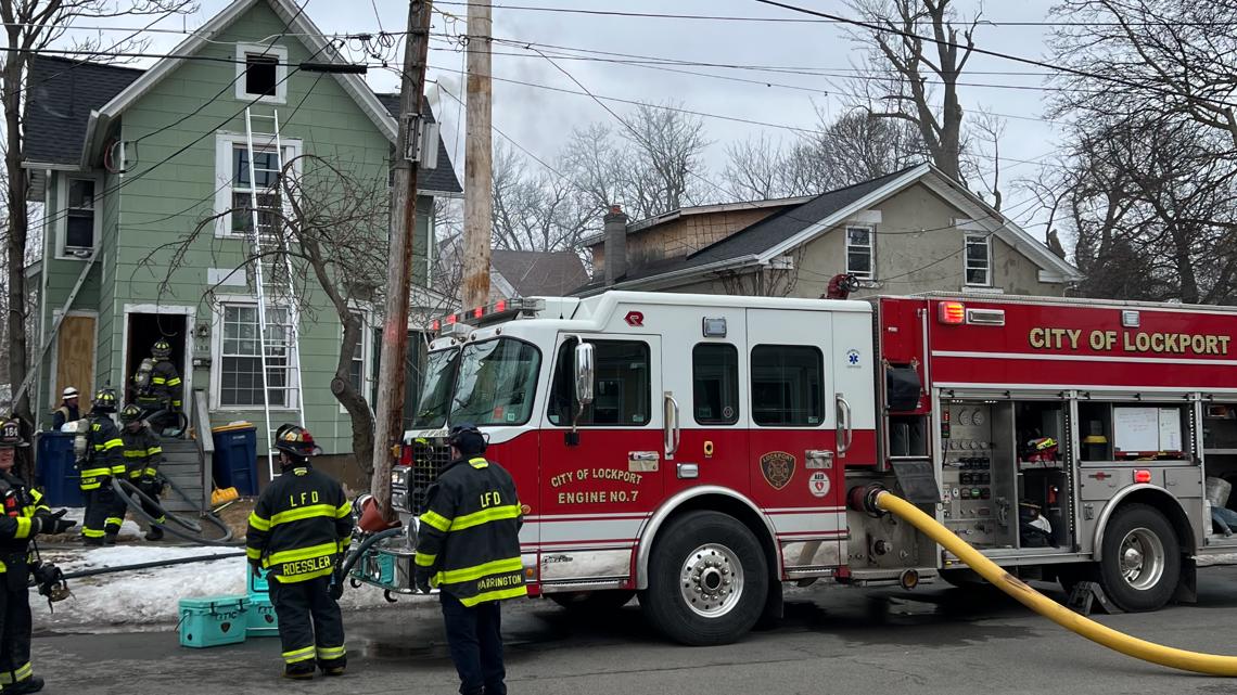 Niagara County fire news: 2-alarm fire breaks out Saturday in Lockport ...