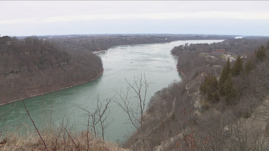 A rise in border crossings has lawmakers making changes | wgrz.com