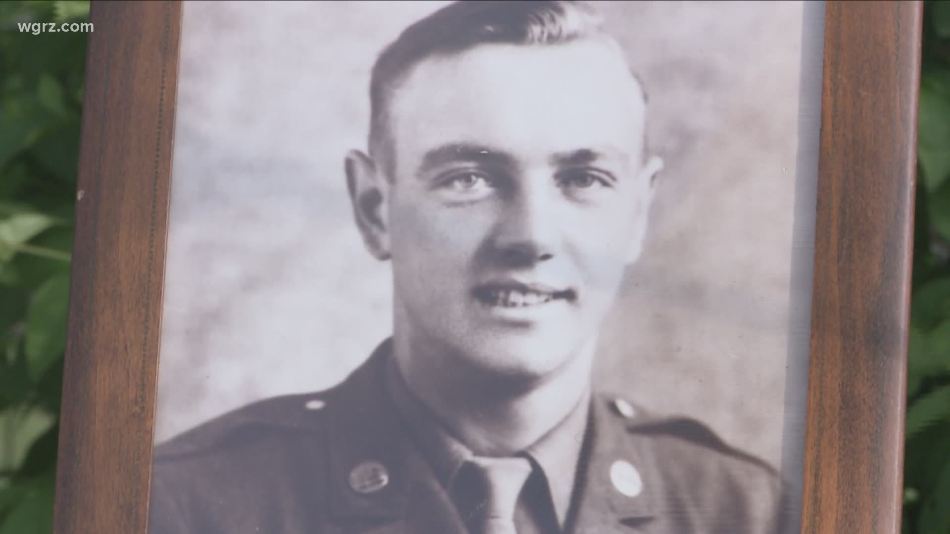Remembering Charles DeGlopper of Grand Island on D-Day | wgrz.com