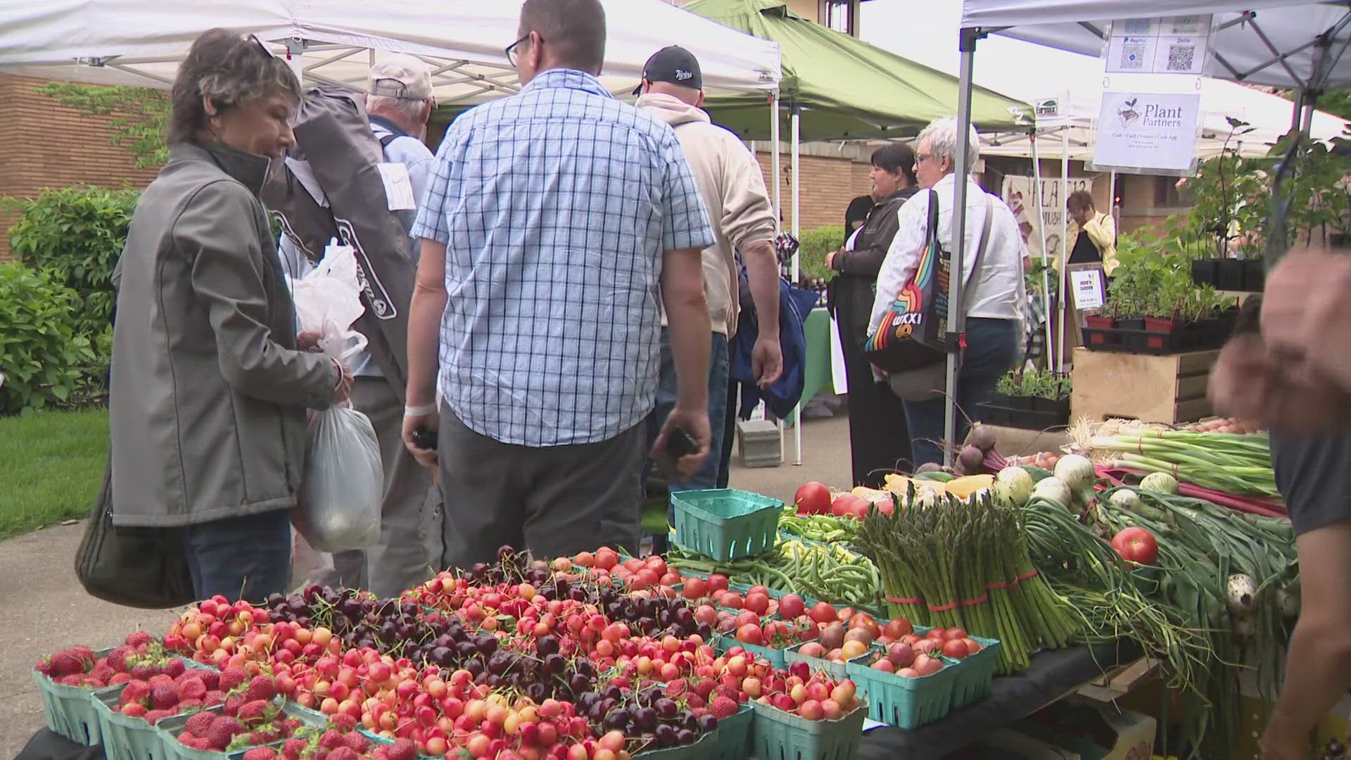 New weekly farmers market at Martin House | wgrz.com