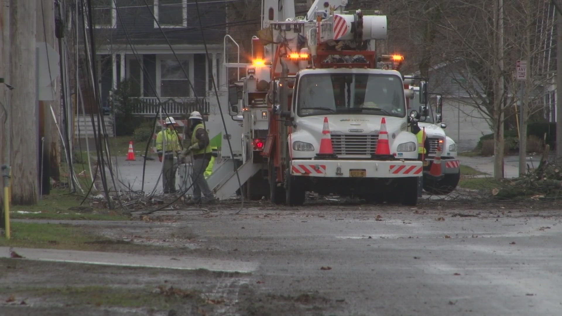 NYSEG explains power line upgrades for area of Orchard Park with previous outage, equipment ...